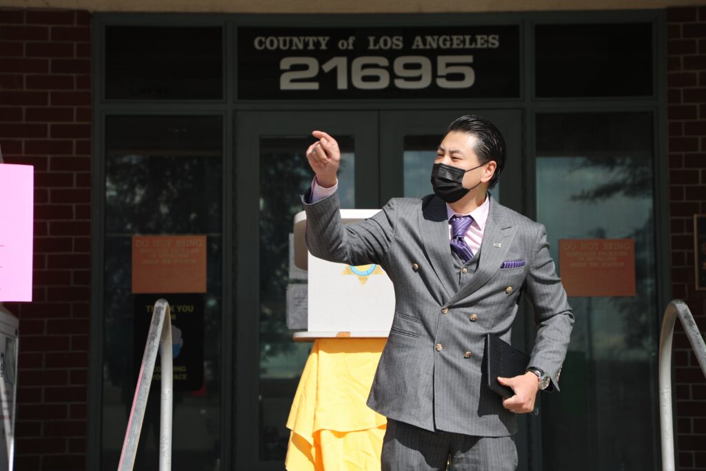 California Leaders Unite to Combat Rising Anti-Asian Hate Crimes - KCAL ...